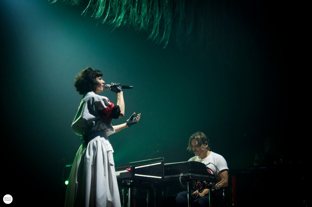 The Dø – Dimly lit stages