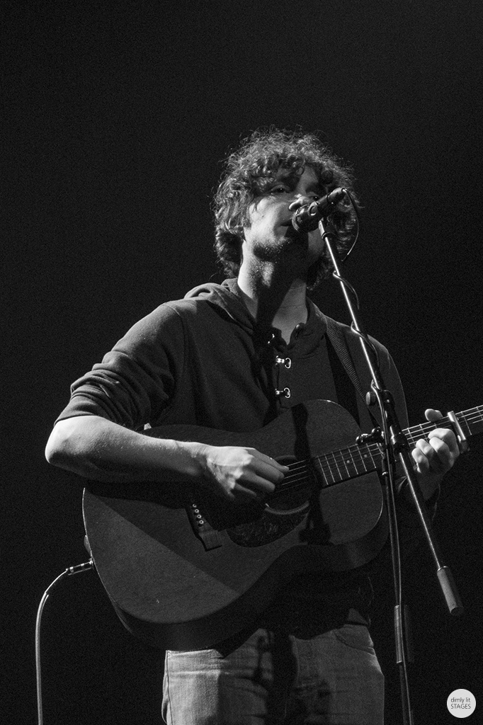 Sam Amidon – Dimly lit stages
