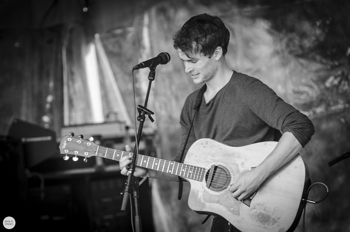 Daniel Docherty, Down The Rabbit Hole 2016 – Dimly lit stages