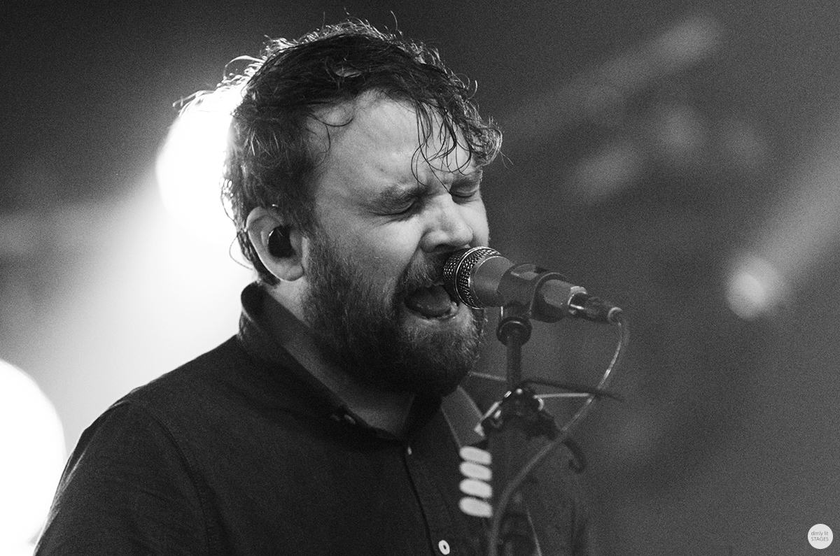 Frightened Rabbit, Down the rabbit hole 2016 – Dimly lit stages