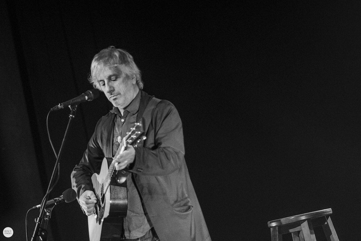 Lee Ranaldo – Dimly lit stages