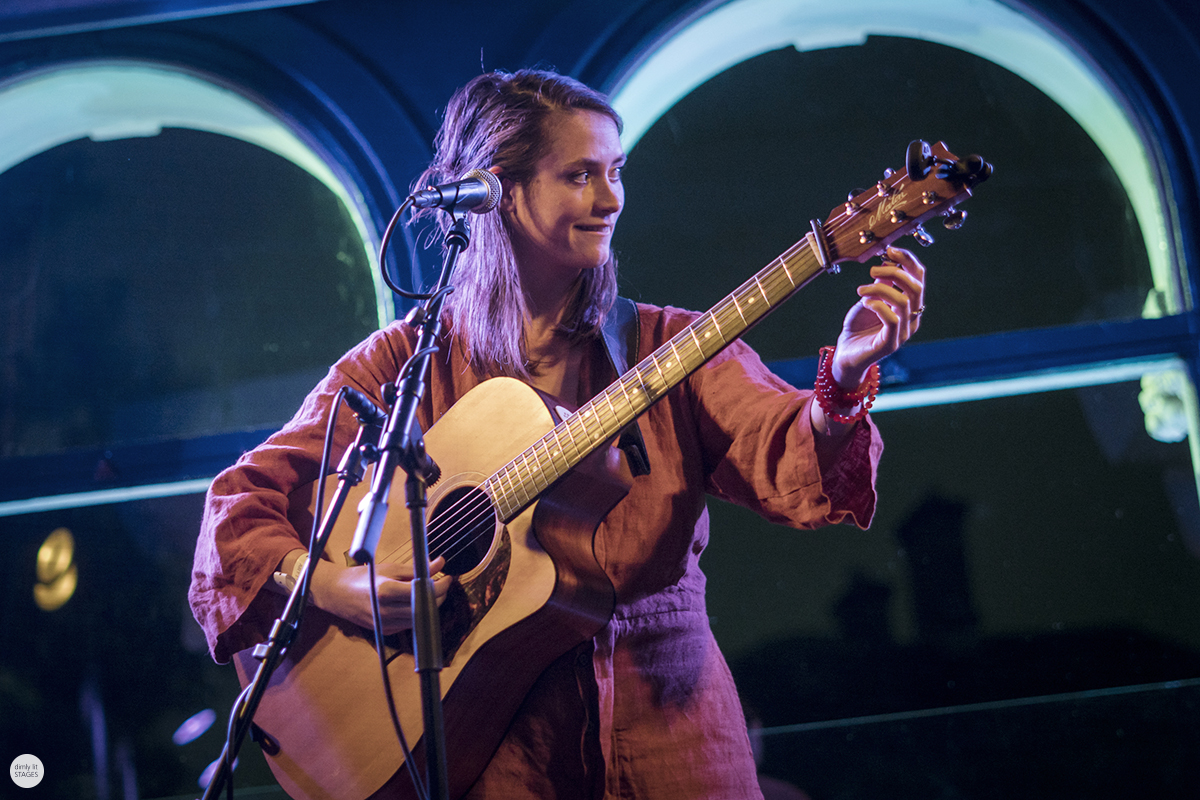 Rachel Sermanni, Lost Lane, Dublin – Dimly lit stages