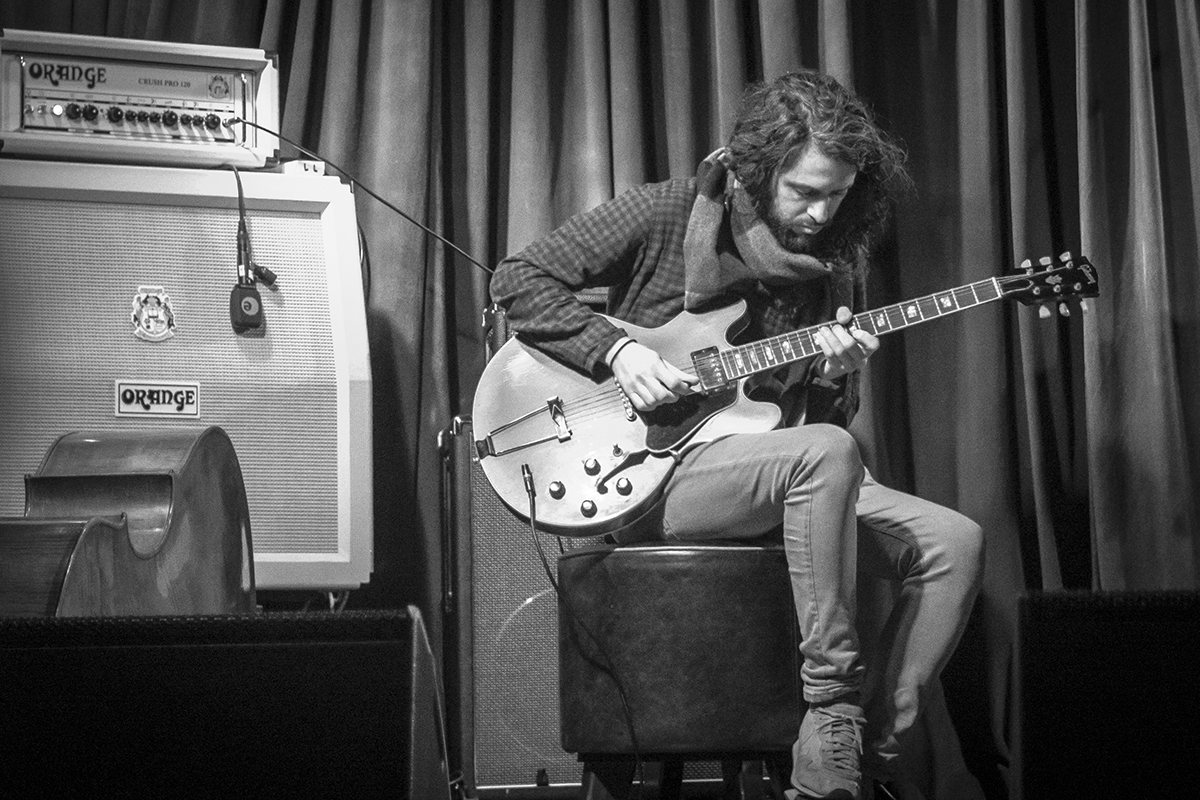 Rhob Cunningham, Lost Lane, Dublin – Dimly lit stages